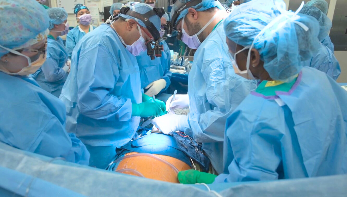 Fellow Leads First Mid-Delivery Open Heart Surgery | ACS