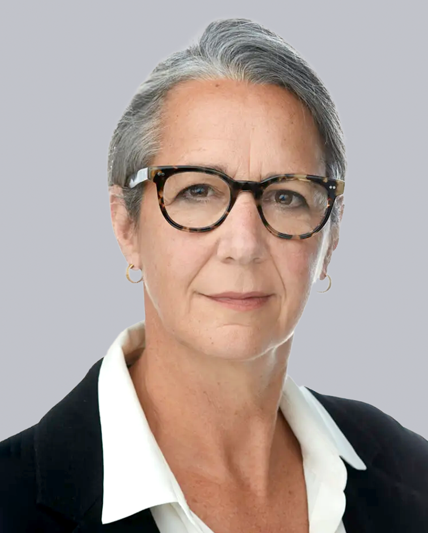 Jonasson Lecturer Describes Surgeons’ Call to Duty | ACS CC News | ACS