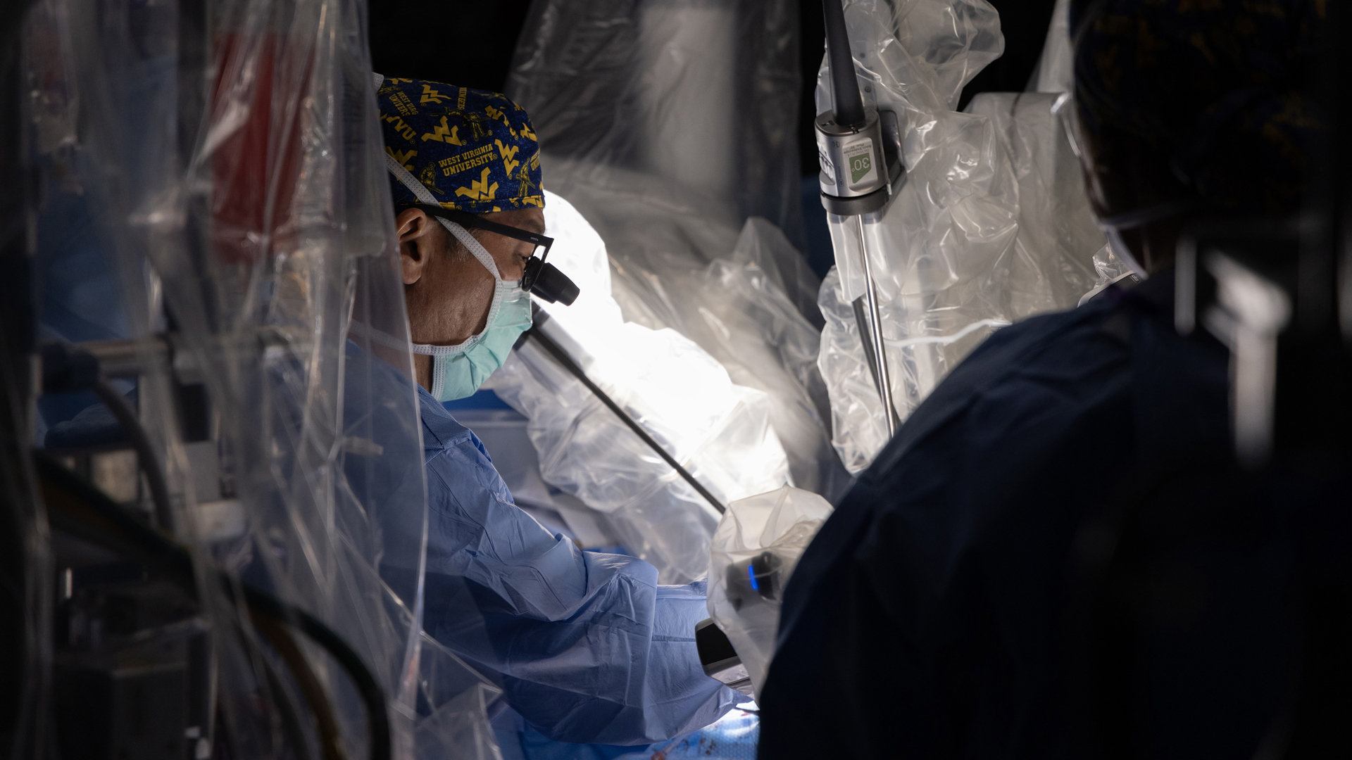 Fellow Leads World's First in Robotic Cardiac Surgery | ACS