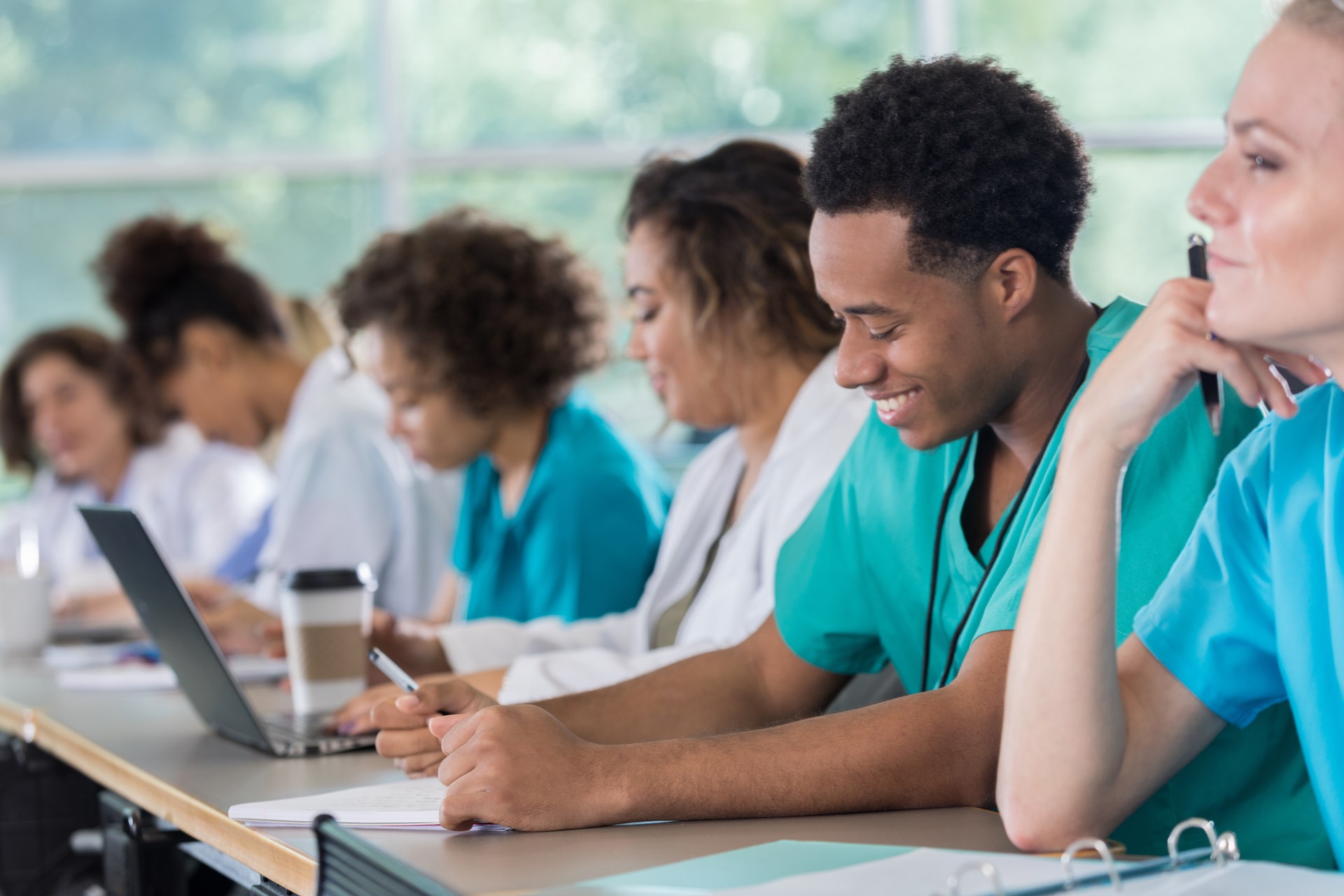 Guide to Choosing a Surgical Residency for Medical Students | ACS